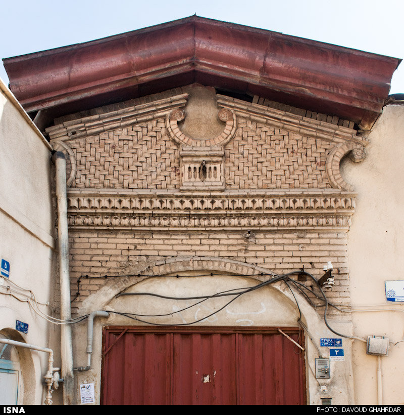 Photos: Historic entry doors in Tehran, Iran